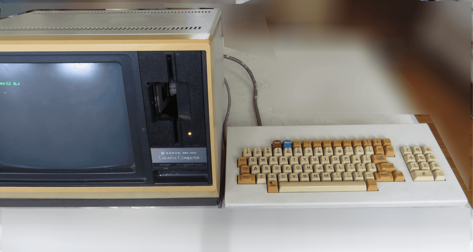 Sanyo MBC 1000 "Creative Computer"